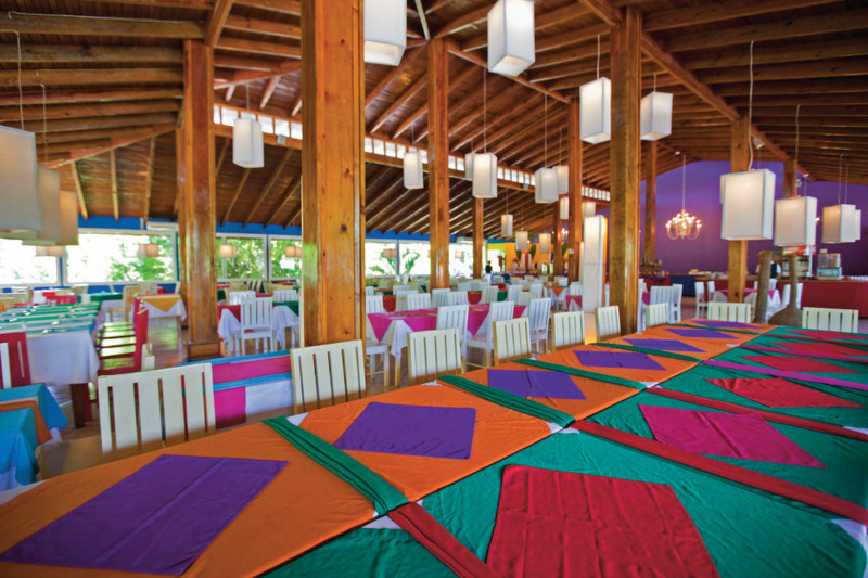 Henry Morgan Resort Roatan Packages