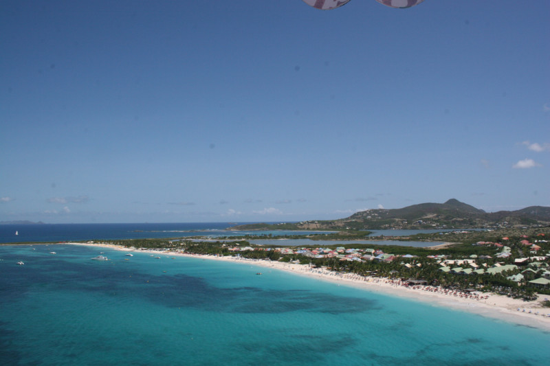 La Playa Orient Bay Vacations | Packages from Canada - tripcentral.ca