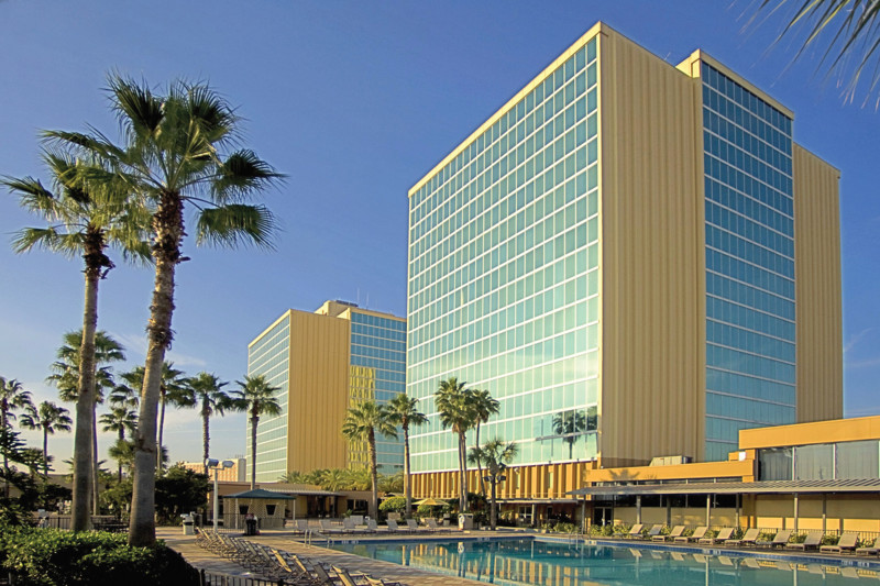 Doubletree Universal Orlando Vacations | Packages from Canada ...