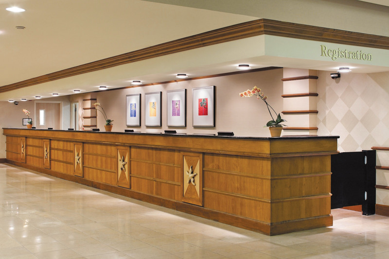 Doubletree Universal Orlando Vacations | Packages from Canada ...